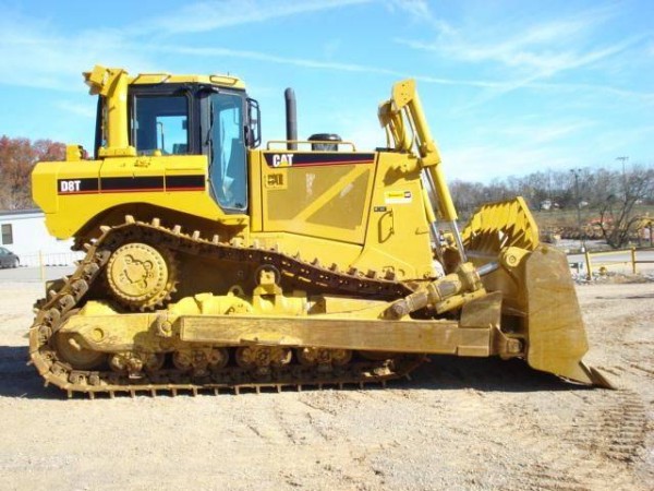 Venta de Bulldozers - otros usados y nuevos en MachineryZone